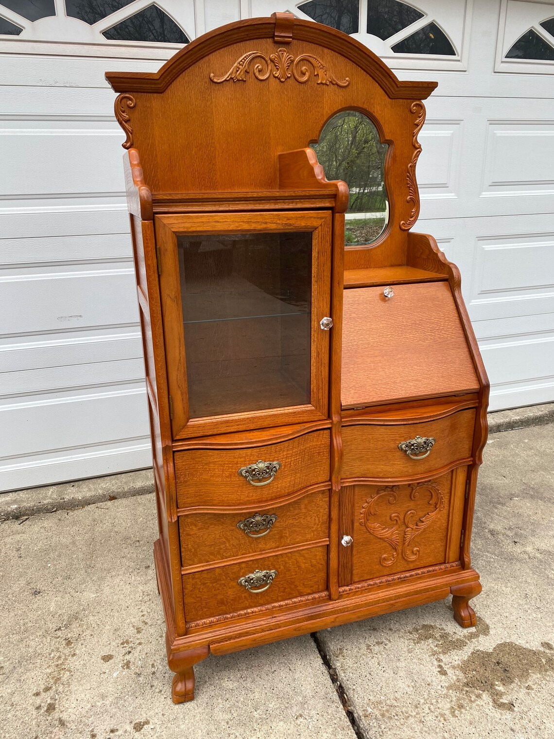 Lexington Furniture Victorian Sampler Collection Side by Side Vanity ...