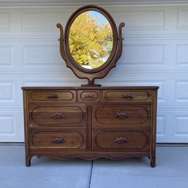 Davis Cabinet Lillian Russell - Etsy