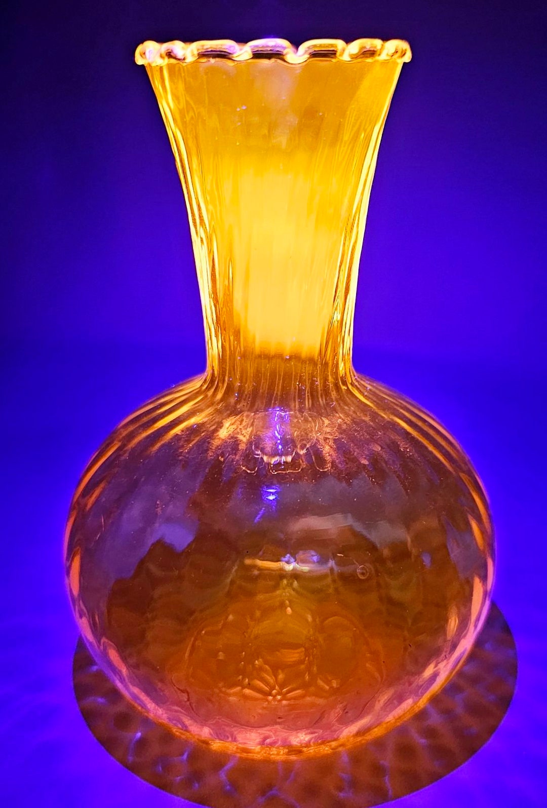 Vintage Yellow Uranium Swirl Glass Vase 6 - Etsy