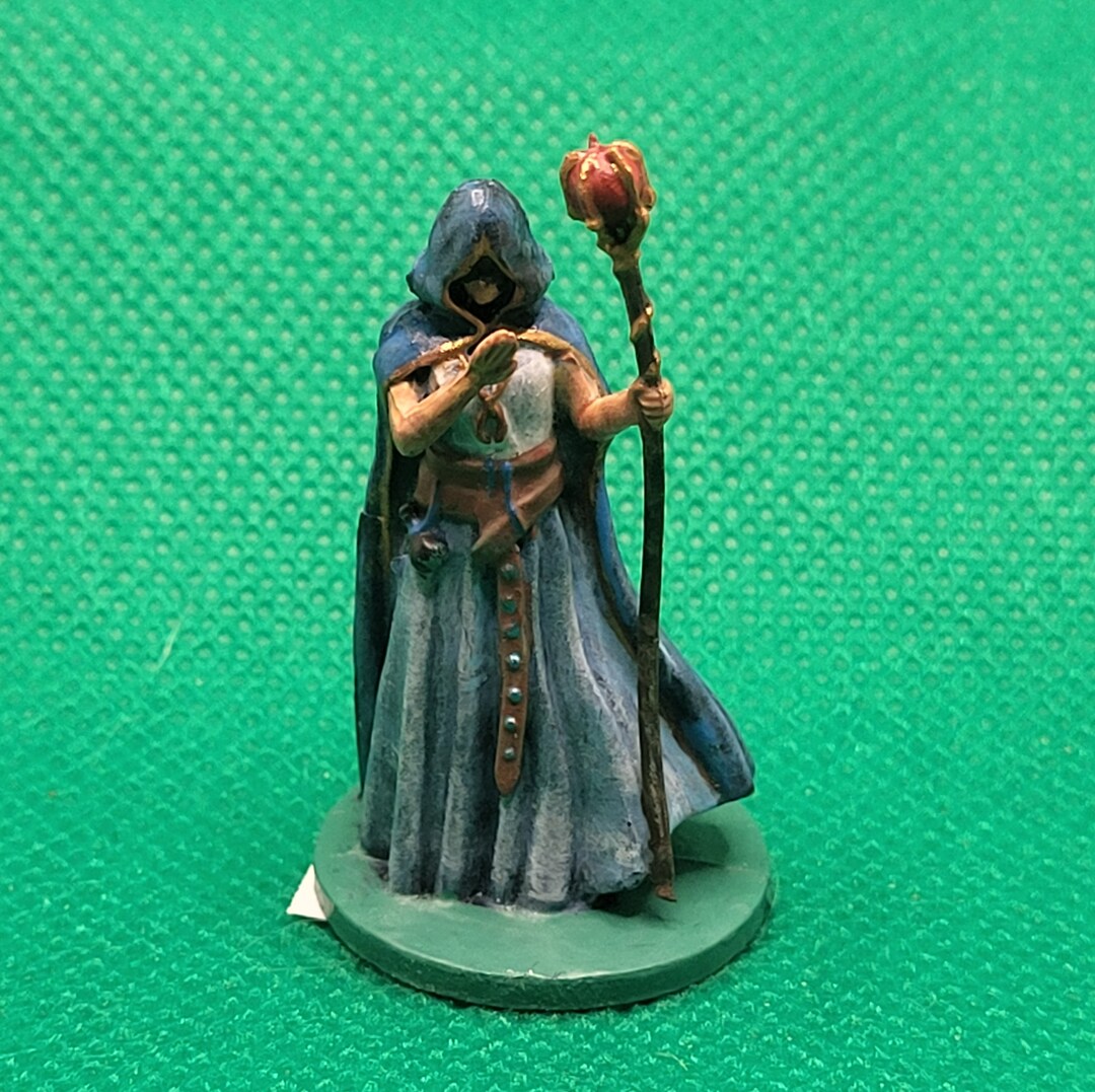 Priestess Cleric Miniature for Dnd, Pathfinder, TTRPG - Etsy