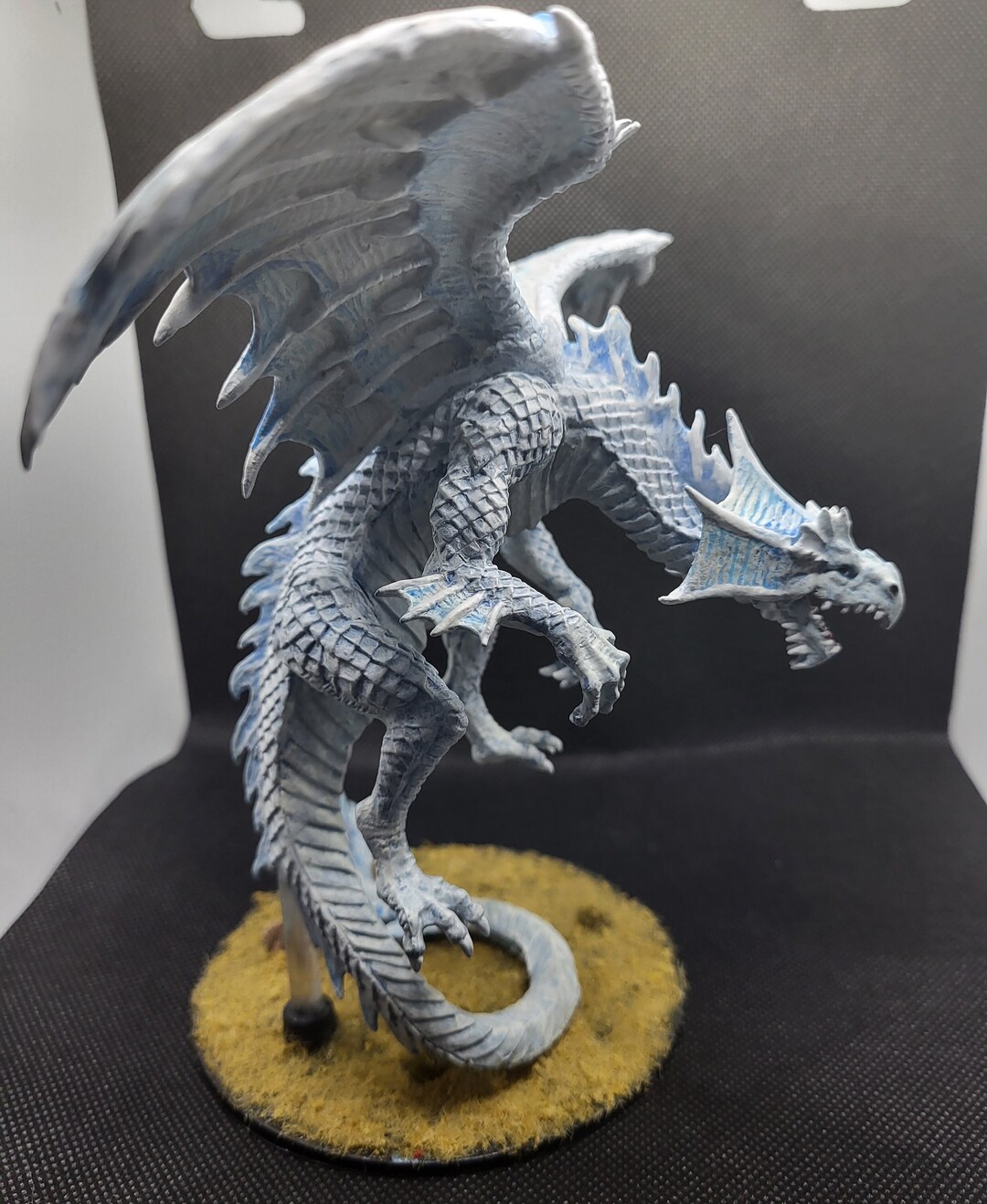 White Ice Dragon Minature, Gargantuan - Etsy