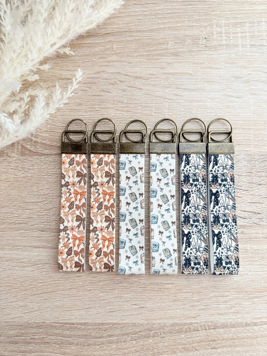 Canvas Wristlets, Keychain Wristlets, Lanyards, Cute Wristlets ...