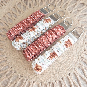 Scrunchy Wristlet | Scrunchy Keychains | Satin Scrunchy Keychain ...