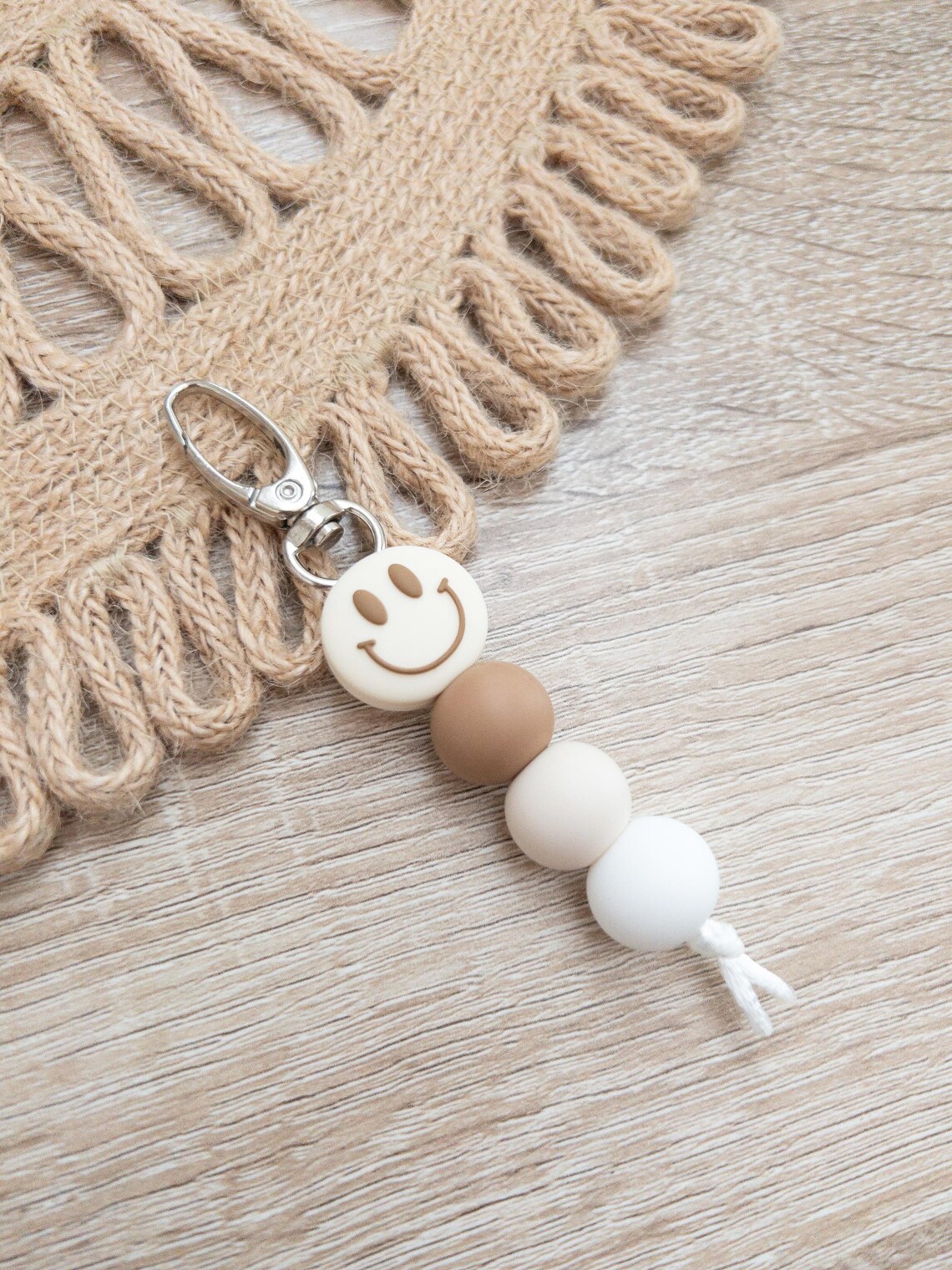 Smiley Face Keychain | Keychains | Silicone Beads | Simple Keychains ...