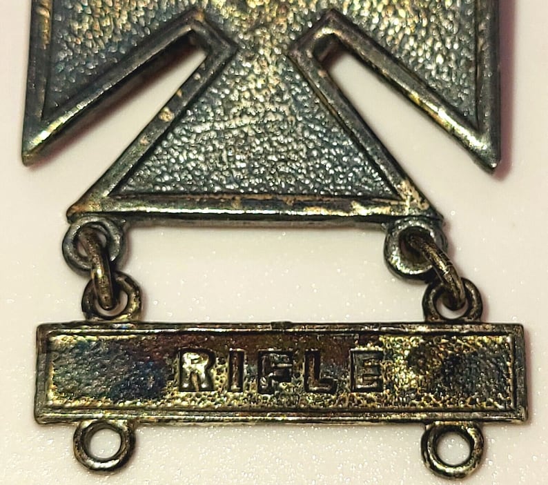 Militaria WWII US Army Iron Cross Marksman Badge With Rifle Bar - Etsy