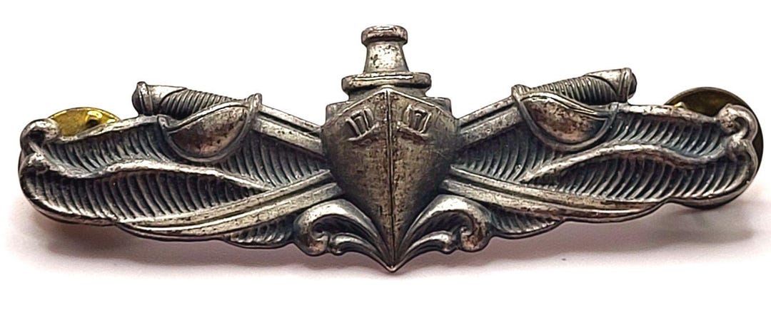 US Navy Enlisted Surface Warfare Specialist Badge Pin V-21-N - Etsy