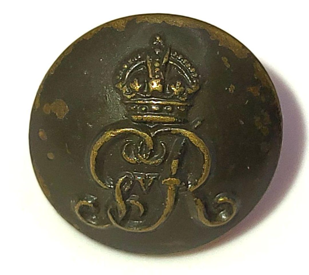 Corps of Royal Military Police Uniform Button GVR Vintage Militaria ...