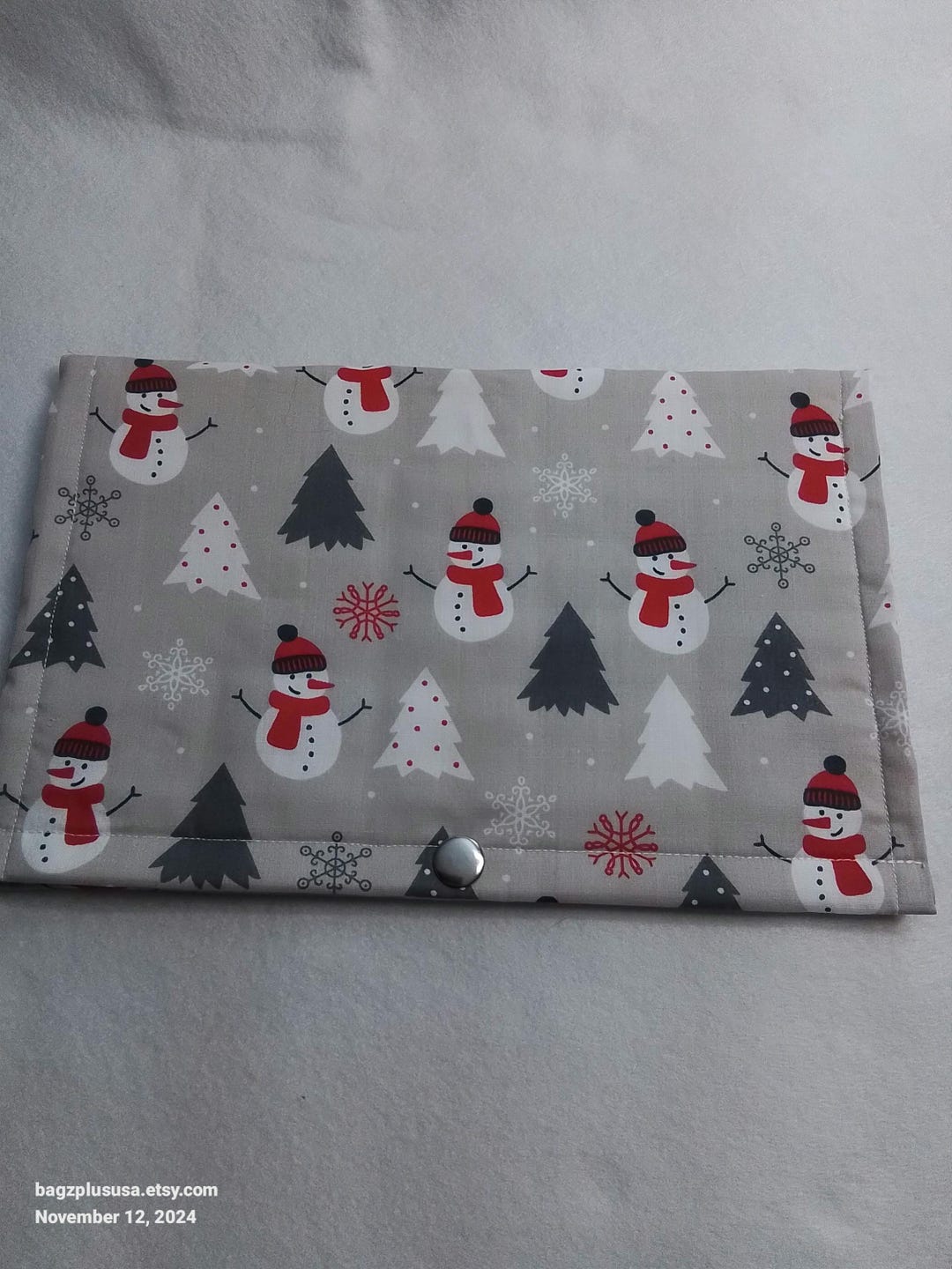 Angela, 25 Pocket Floss Buddy With Zip Pocket. Perfect Christmas Gift ...