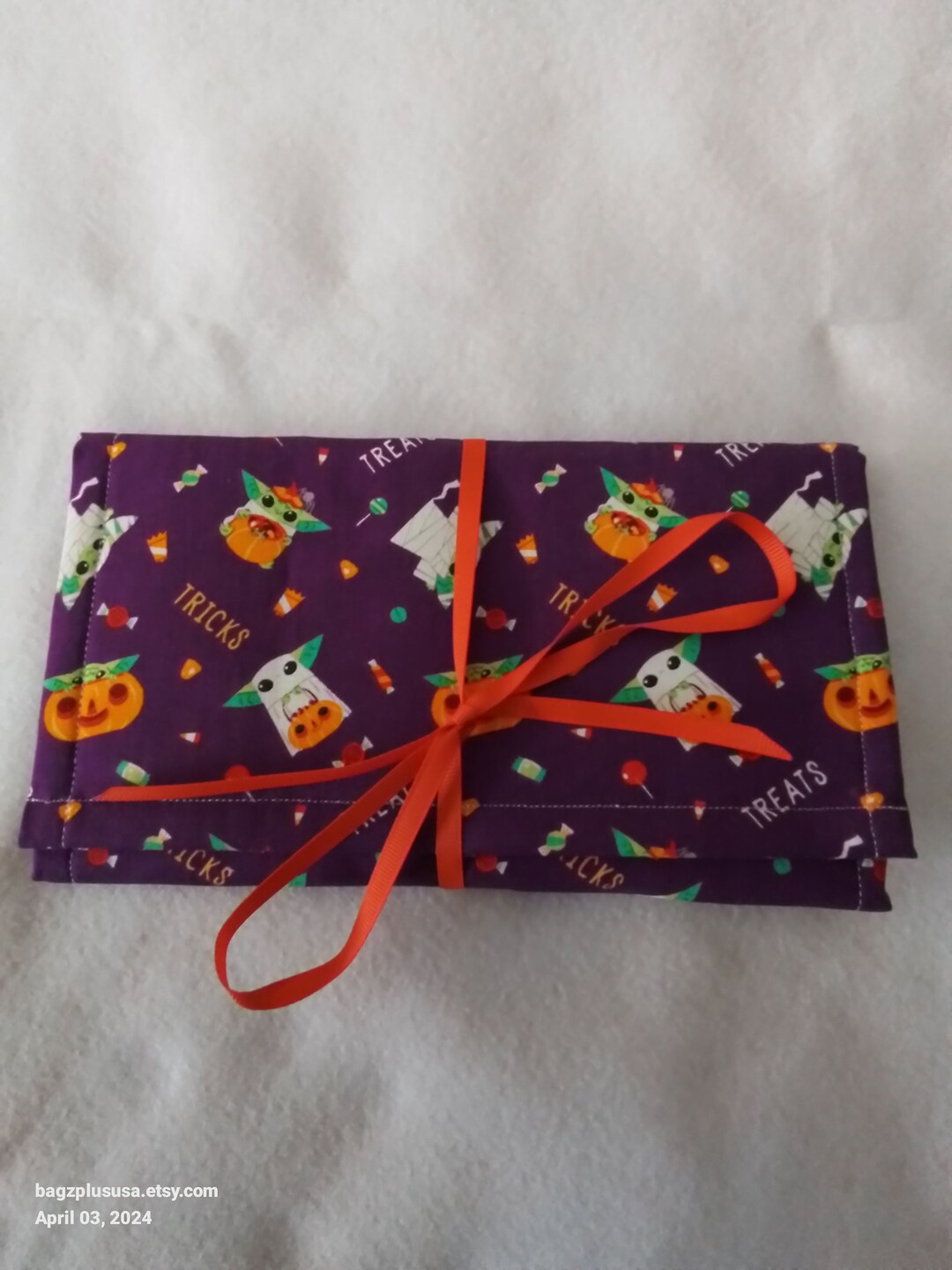 Lilla, 28 Bobbin Tri Fold Floss Buddy - Etsy