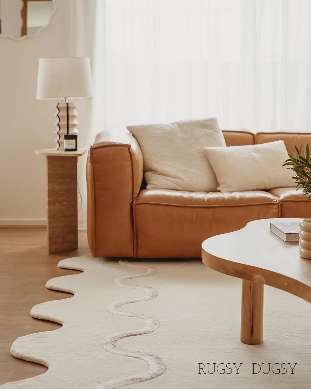 Grace Scalloped Rug A Handmade Tufted Wool Rug Carpet for Interior ...