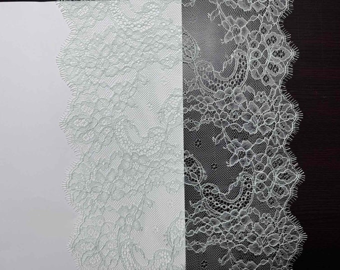 High Quality Chantilly Lace Fabric - 2.6 Yards Single Piece Lace Fabric ...