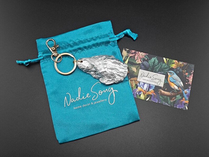 Natural Oyster Shell Keyring, Premium Gold or Silver Finish, Ideal Gift ...