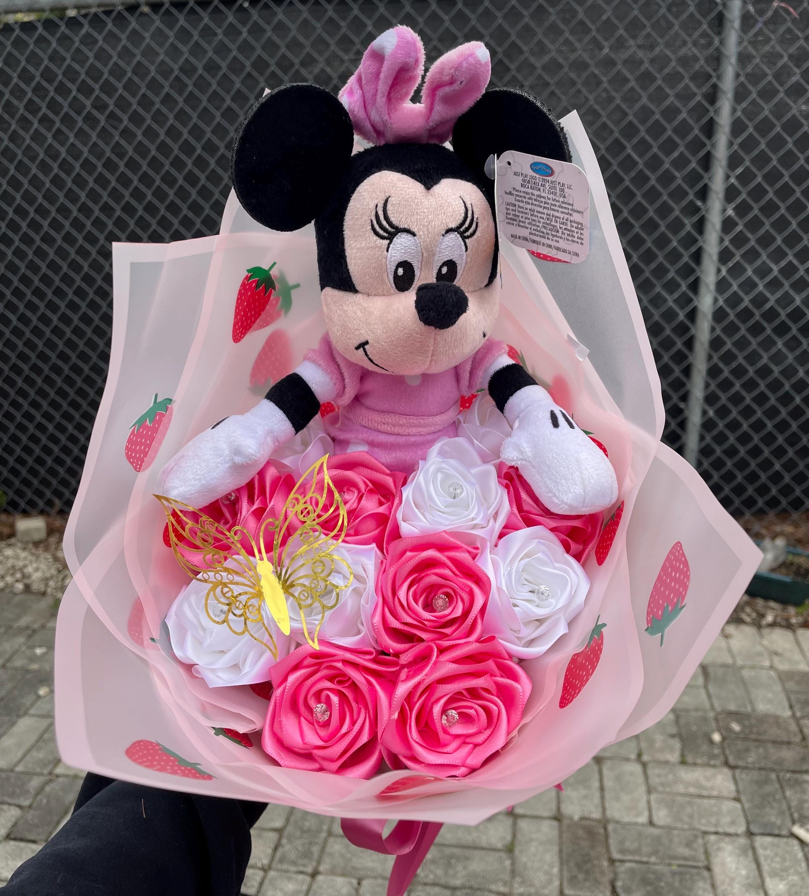 Minnie Mouse, Bouquet, Rosas Eternas, Eternal Roses. - Etsy