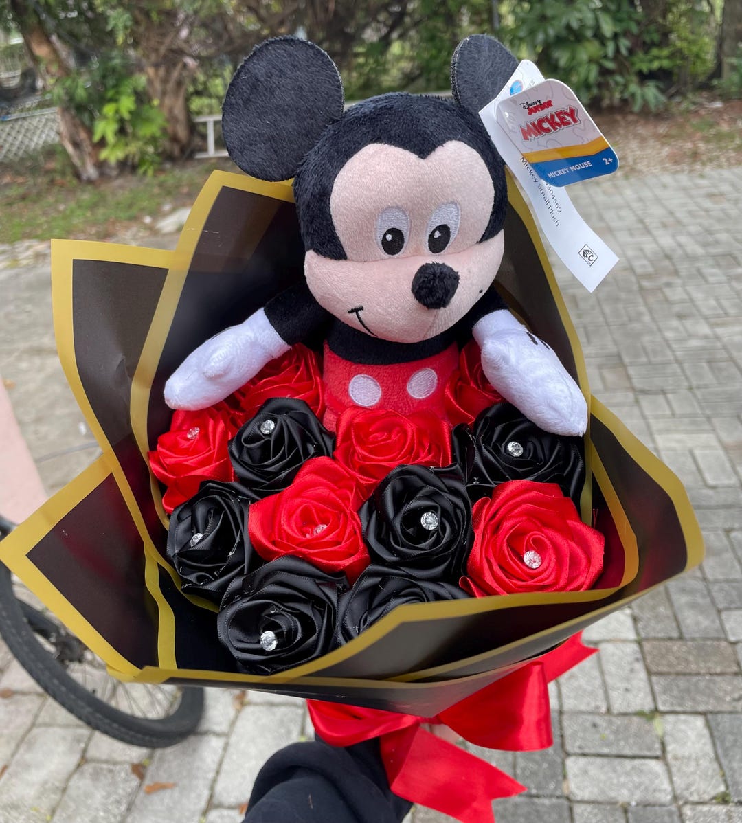 Mickey Mouse, Bouquet, Rosas Eternas, Eternal Roses. - Etsy