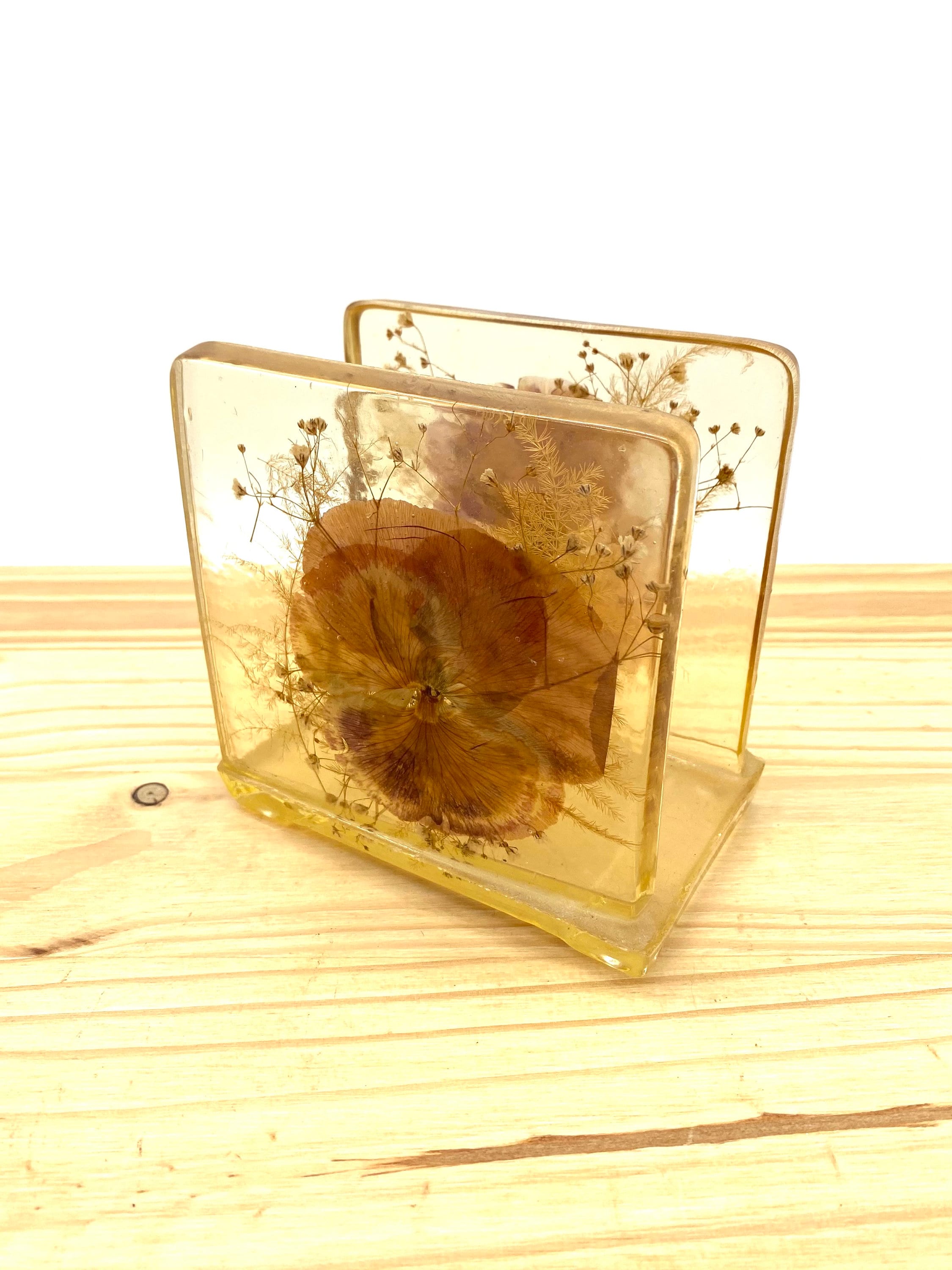 Vintage Mid Century Lucite Pressed Flower Baby’s Breath Napkin Holder ...