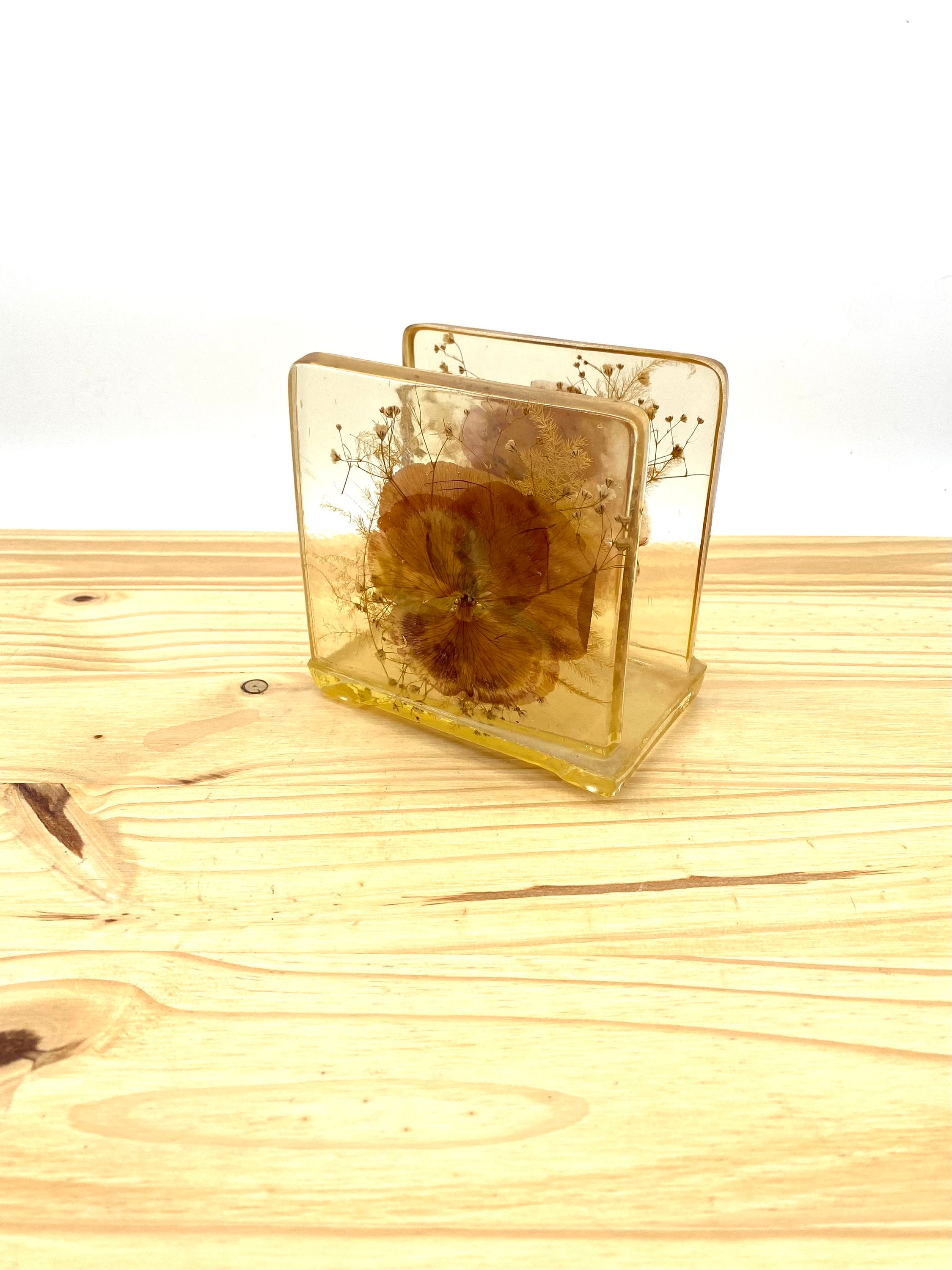 Vintage Mid Century Lucite Pressed Flower Baby’s Breath Napkin Holder ...