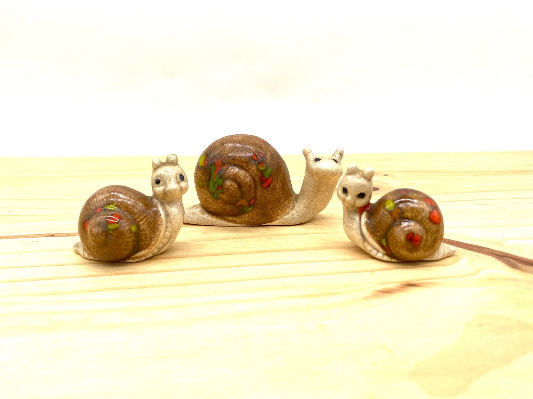 Vintage Small Pottery Snail Family Figurine Set Fairy Garden Planter ...