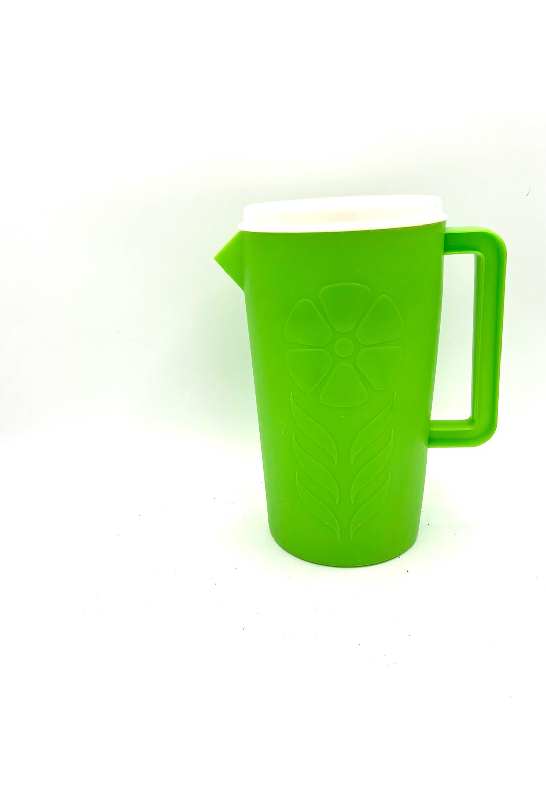 Vintage 80s Plastic Bright Green Flower White Lid Juice Water Pitcher ...