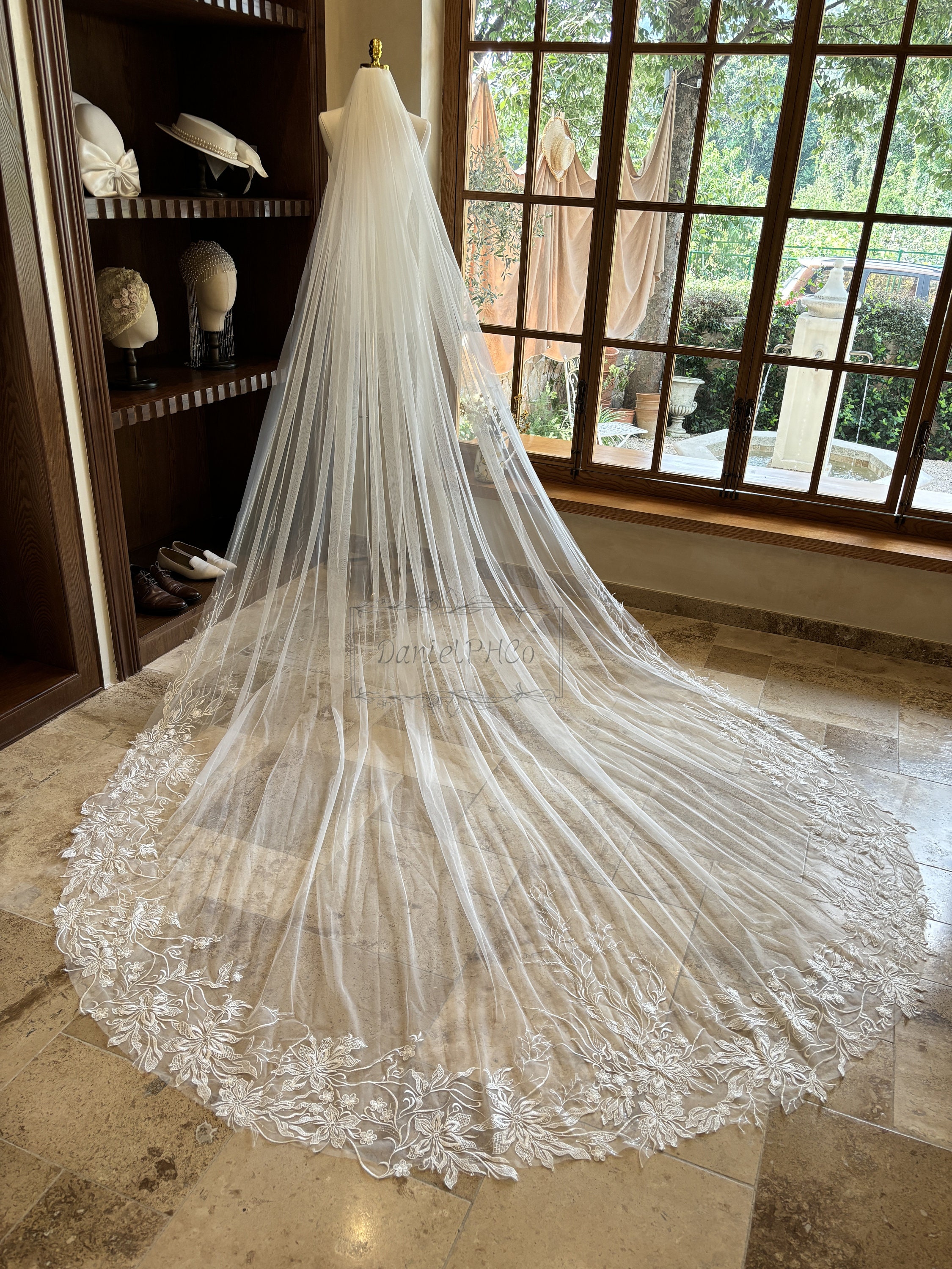 Elegant Floral Lace Veil, Vintage Cathedral Wedding Veil, Long Bridal ...