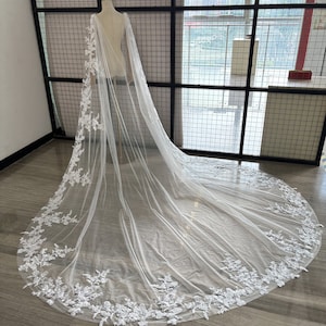 Floral Lace Cape Veil, Elegant V Back Cape Veil, Long Cathedral Veil ...