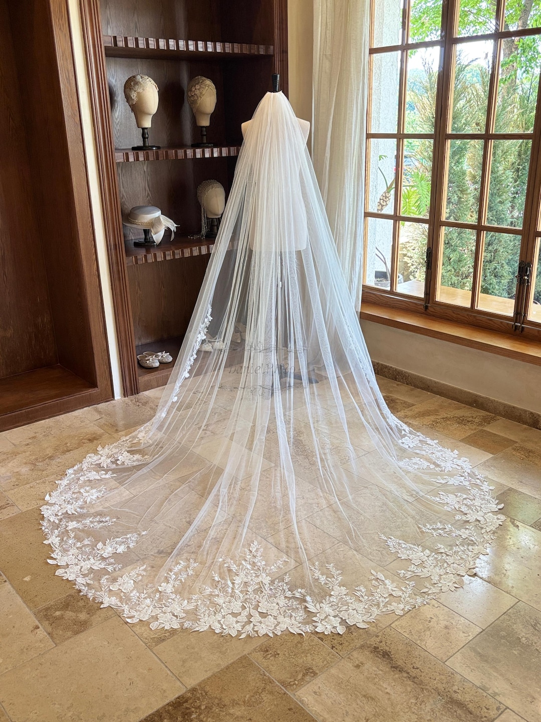 Luxury Beaded Flower Lace Veil, Floral Bridal Veil, Soft Tulle Bridal ...