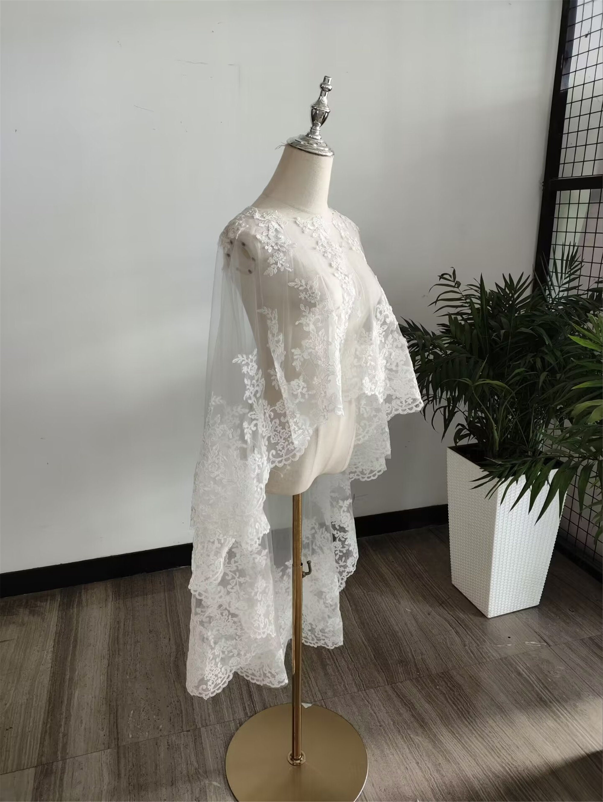 Stylish Short Front and Long Back Cape,lace Cape Soft Tulle Bridal ...
