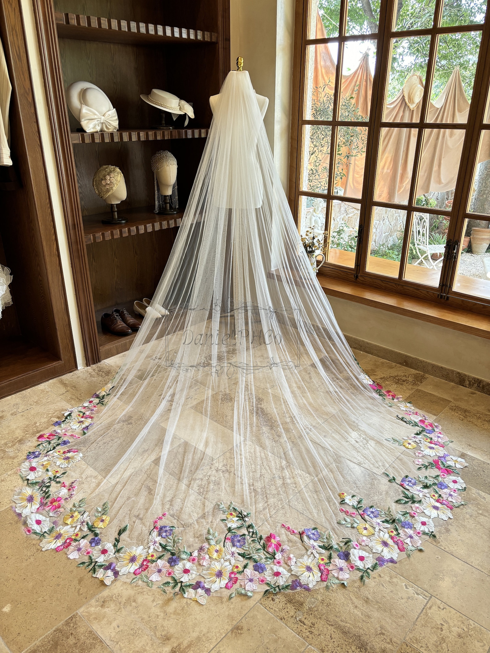 Vintage Colourful Flower Wedding Veil, Floral Lace Cathedral Veil ...