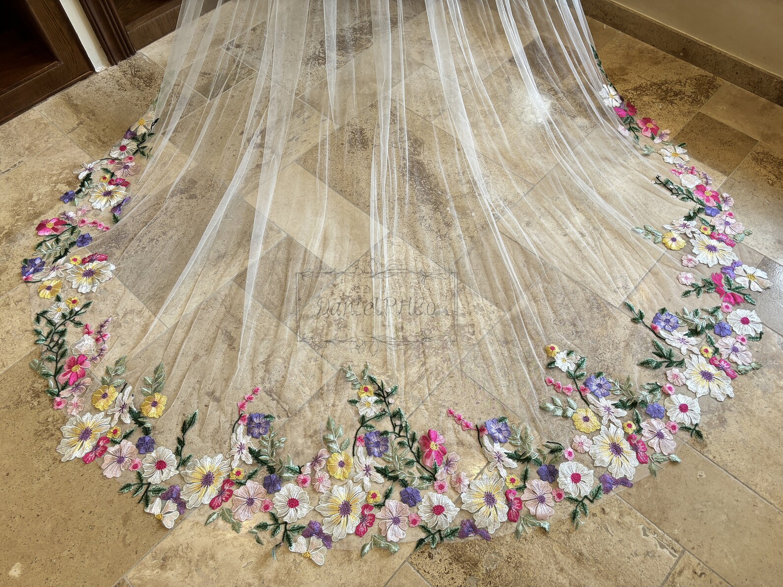 Vintage Colourful Flower Wedding Veil, Floral Lace Cathedral Veil ...
