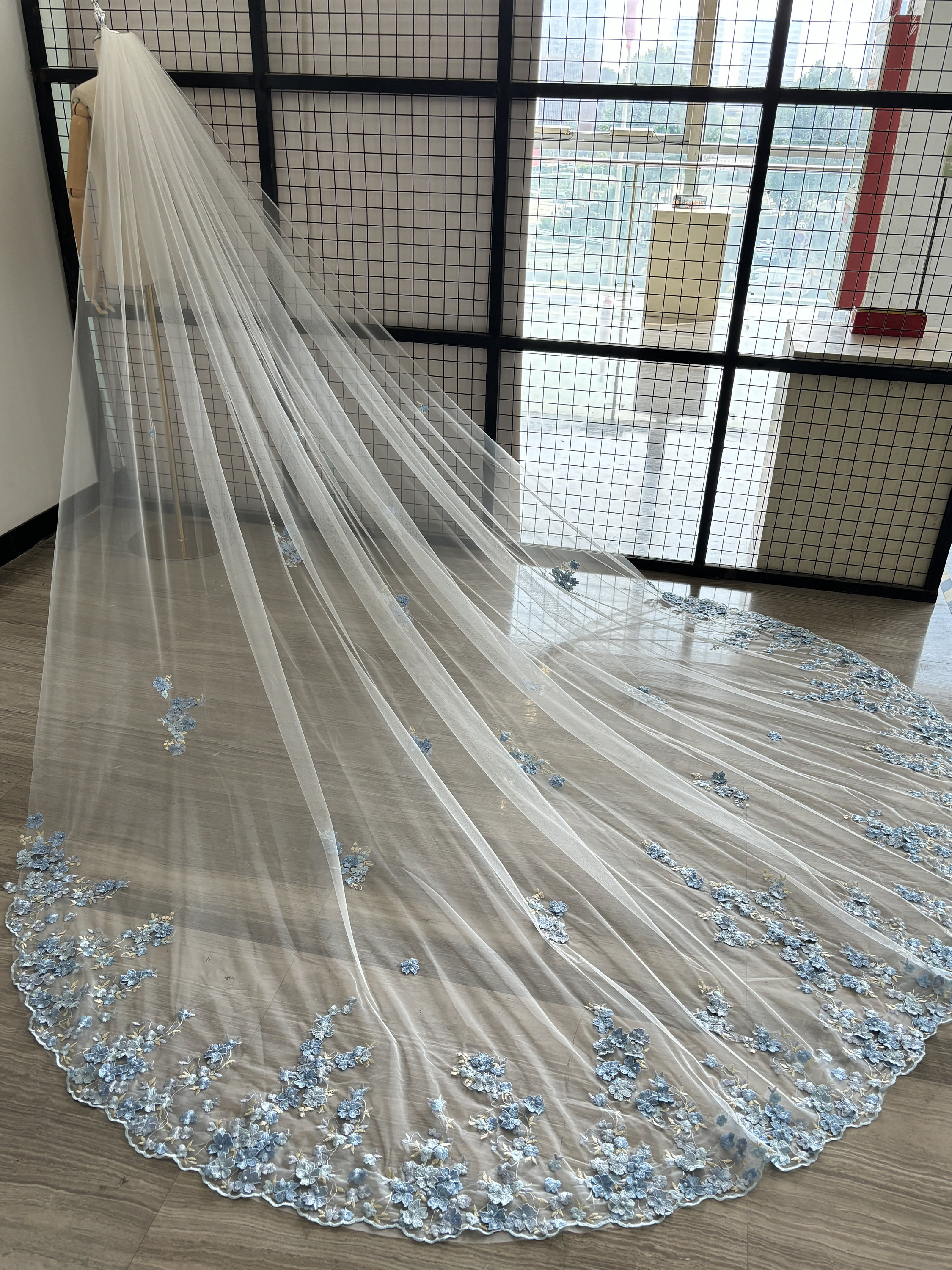 Blue Floral Lace Veil, Long Cathedral Veil, 3D Flower Wedding Veil With ...