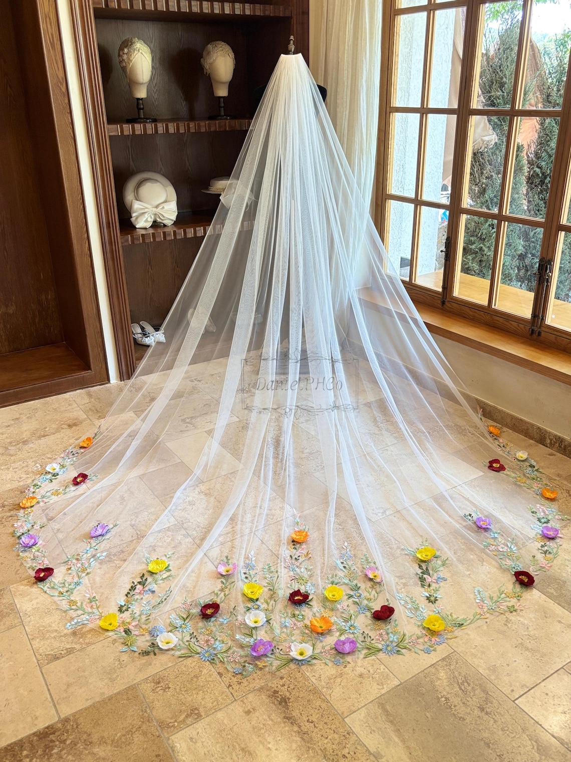 Flower Wedding Veil, Colourful 3D Flower Veil, Floral Lace Wedding Veil ...