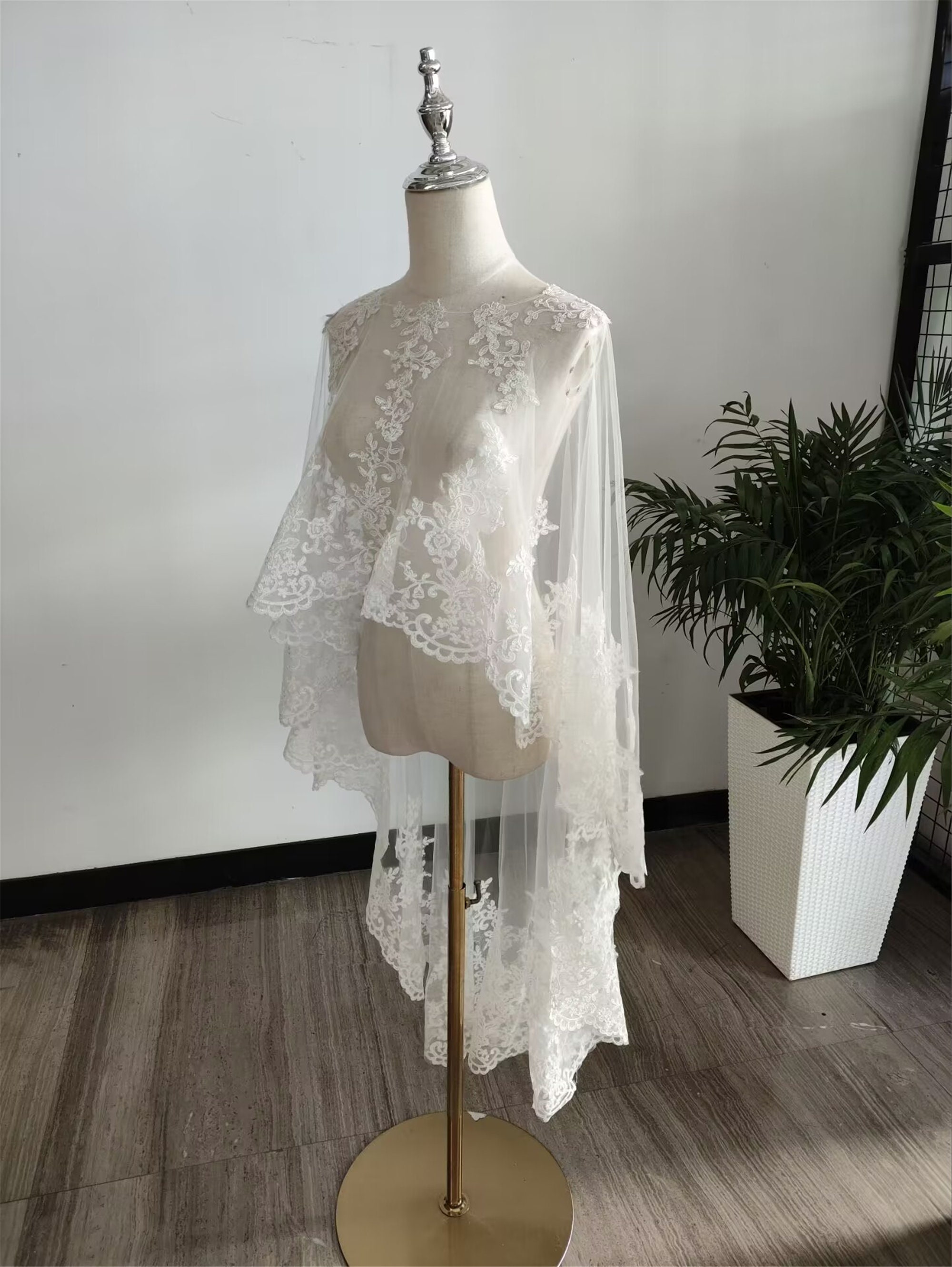 Stylish Short Front and Long Back Cape,lace Cape Soft Tulle Bridal ...