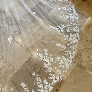 White Floral Lace Wedding Veil, 3D Flower Wedding Veil With Pearl, Long ...