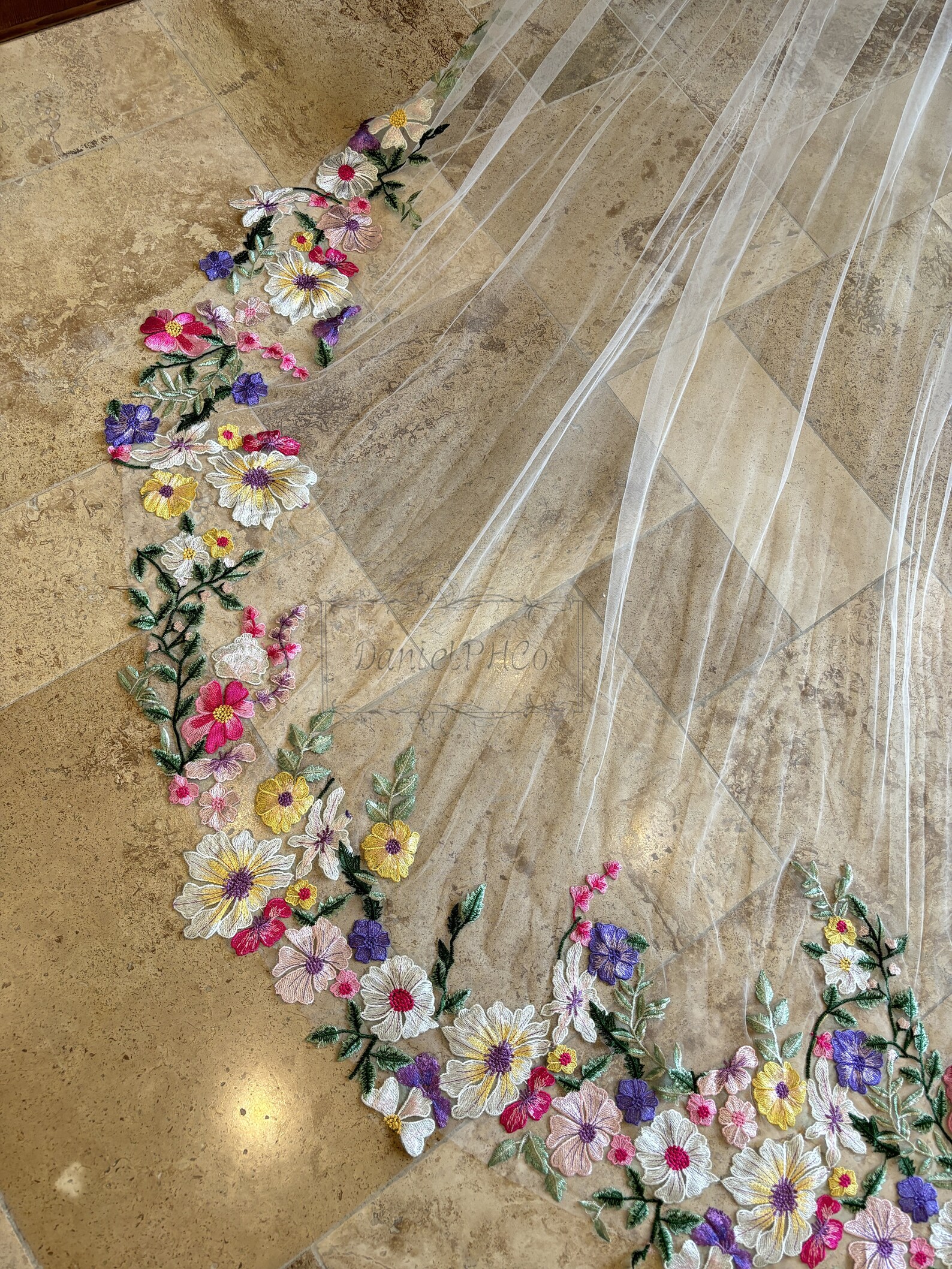 Vintage Colourful Flower Wedding Veil, Floral Lace Cathedral Veil ...