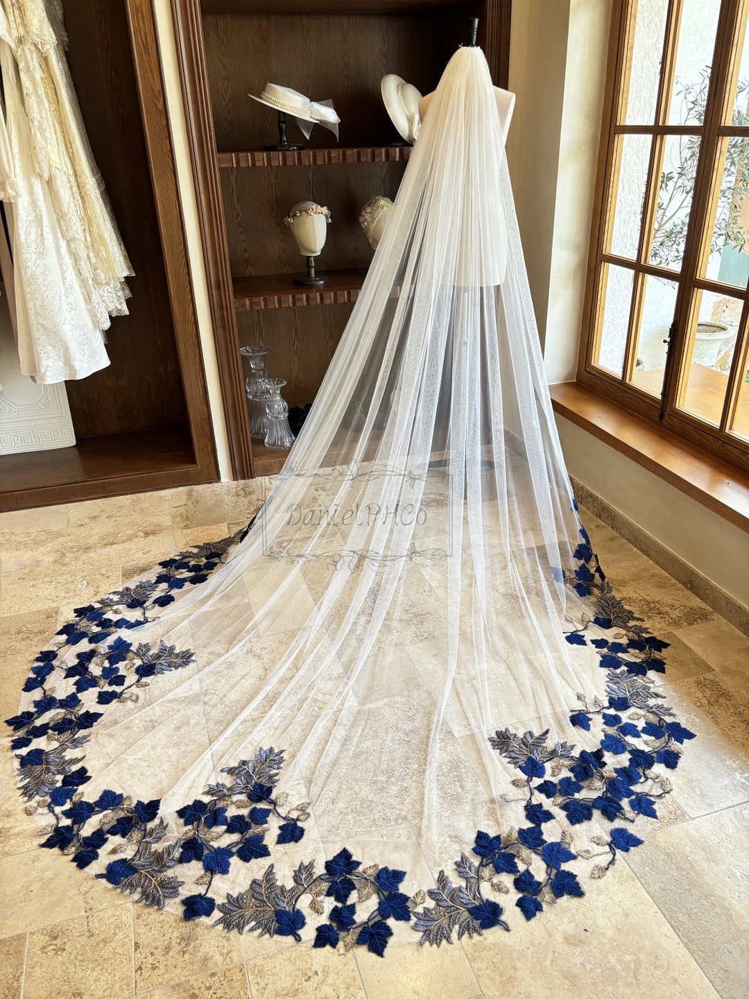Navy Blue Leaf Wedding Veil, Vintage Lace Cathedral Veil, Lace Edge ...