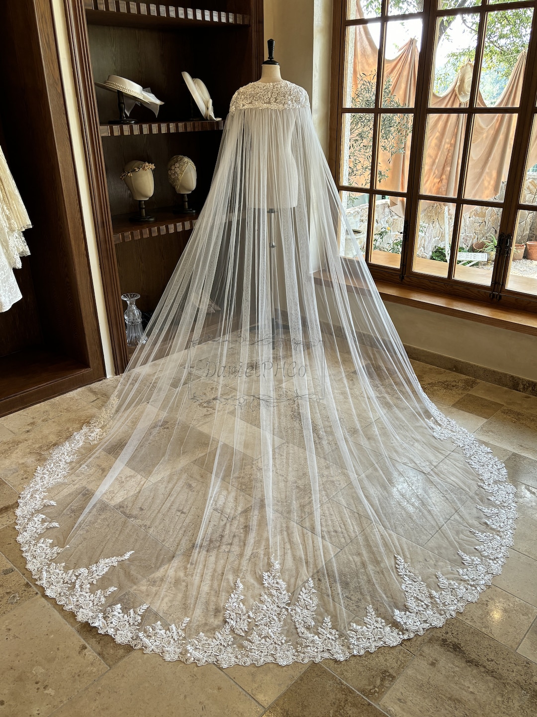 Cathedral Shoulder Cape Veil, Beaded Lace Wedding Cape, Elegant Floral ...