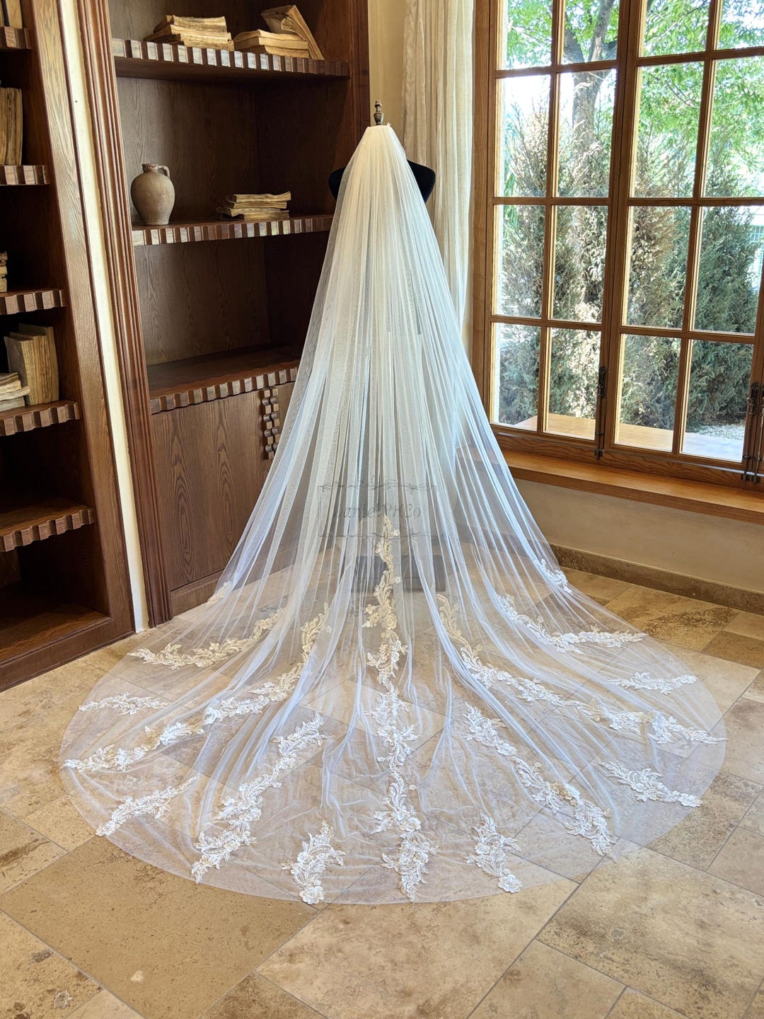 Sequined Flower Lace Wedding Veil, Floral Lace Bridal Veil, Soft Tulle ...