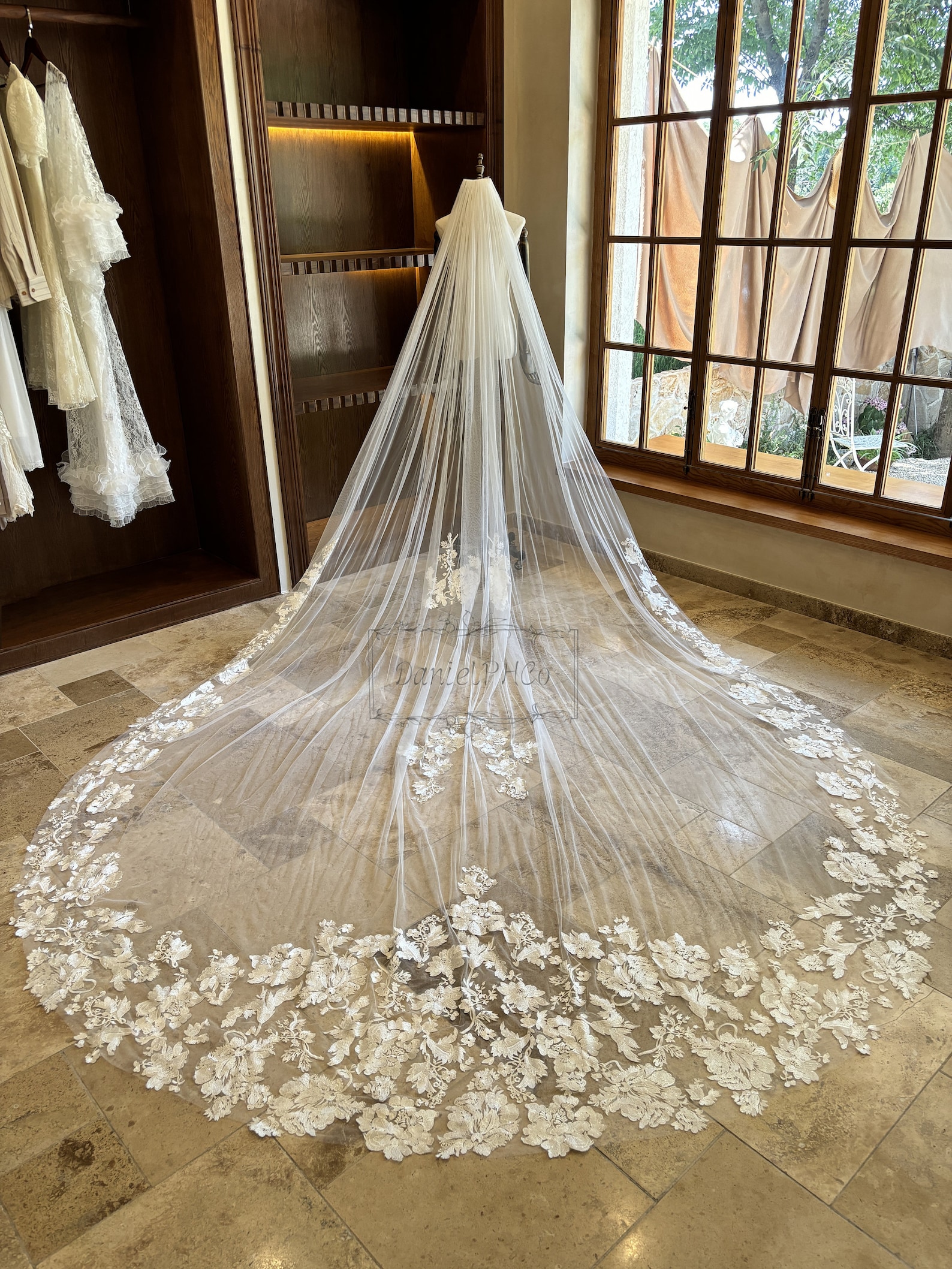 Vintage Flower Lace Wedding Veil, Long Cathedral Wedding Veil, Bridal ...