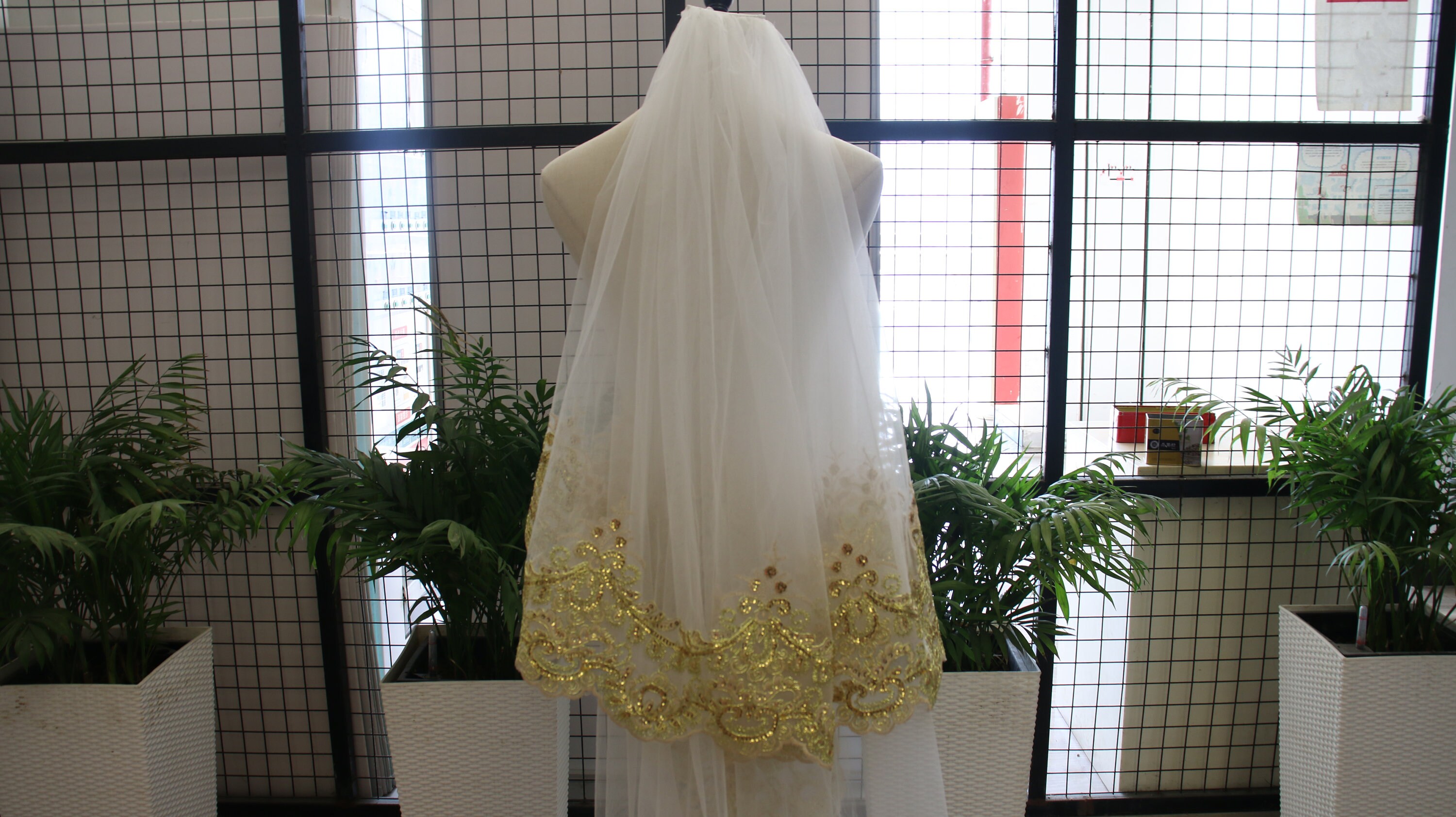 Vintage Golden Veil Floral Lace Veil Double Tier Veil Gorgeous Gold ...