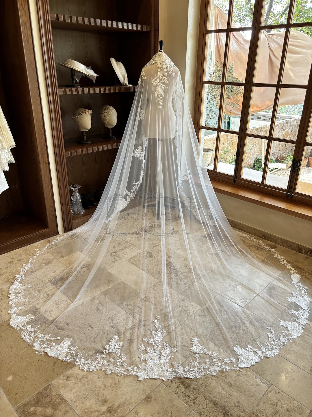 Vintage Lace Mantilla Wedding Veil Without Comb, Elegant Bridal Drop ...