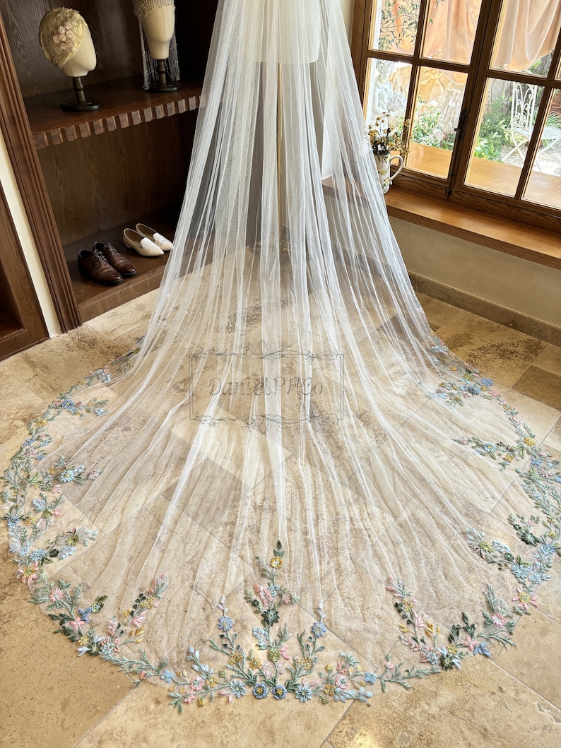 Elegant Bridal Wedding Veil, Colourful Flower Green Leaf Veil, Floral ...