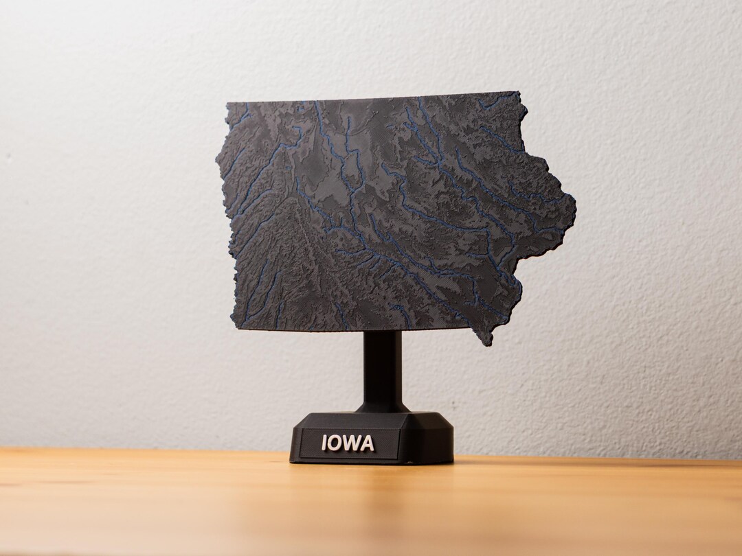 Iowa 3D Map - Topographic State Map With Rivers and Lakes - With Stand ...