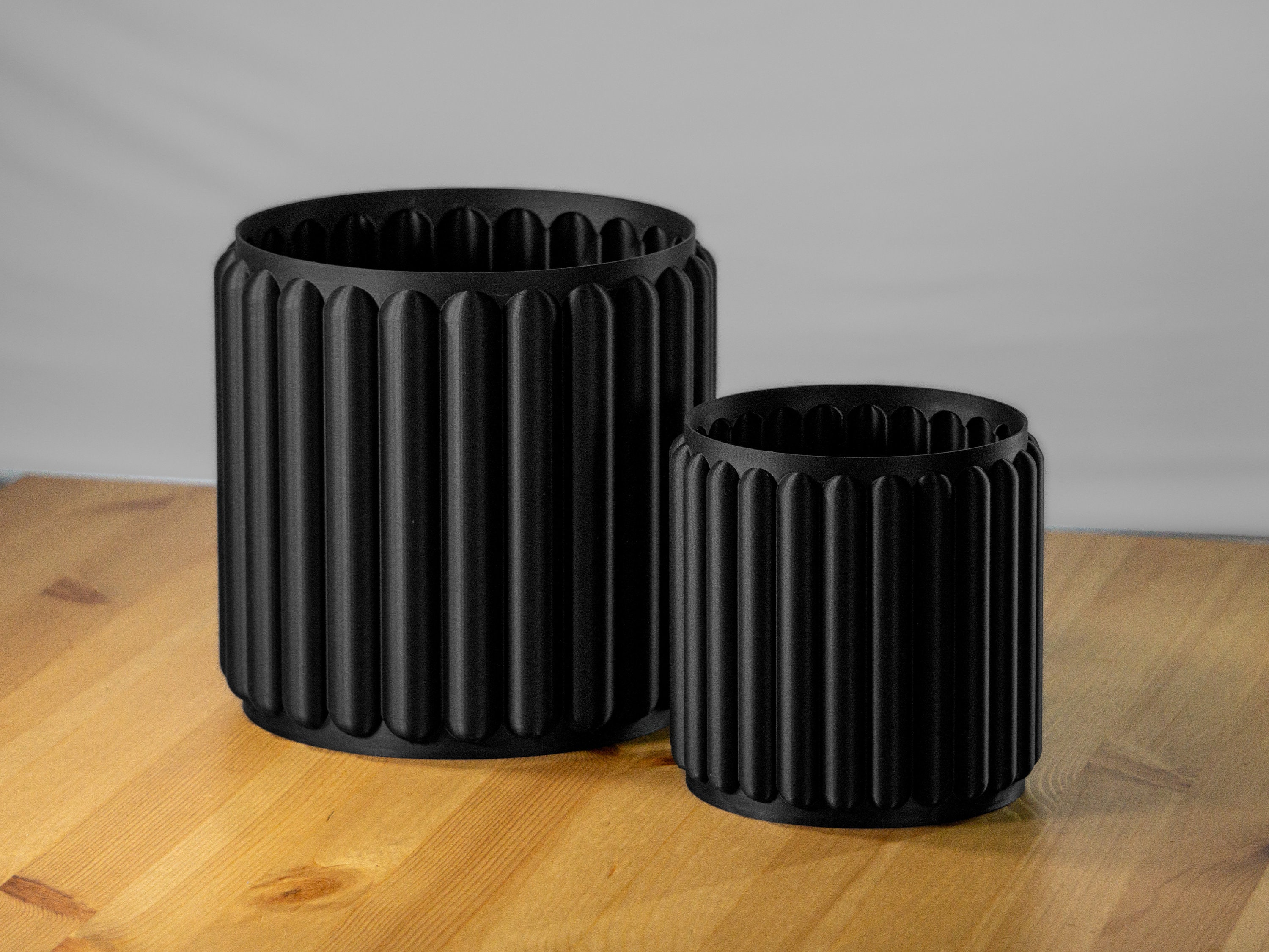 Retro Ribbed Planter, Round Mid-century Modern Style Pot for Plants ...