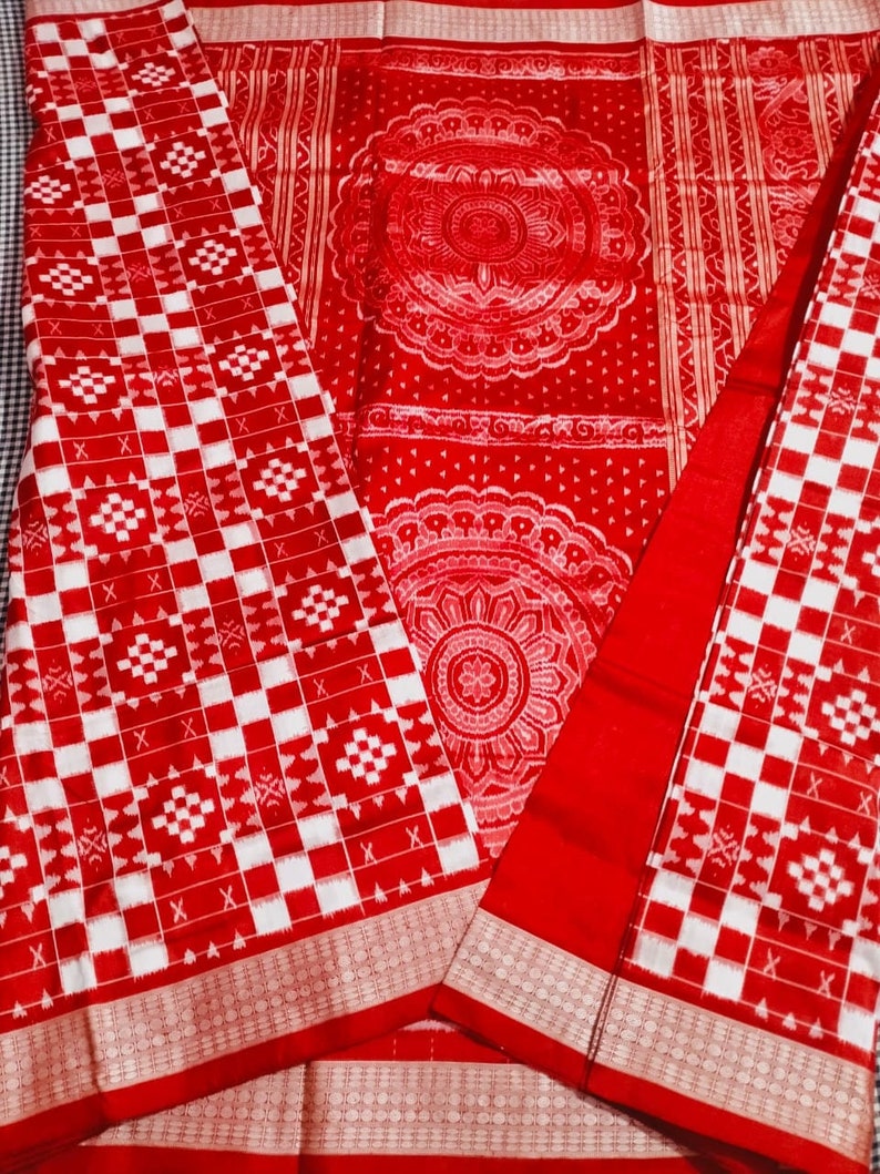 White and Red Silk Saree Passapali Sambalpuri Odisha Silk Handweaved ...