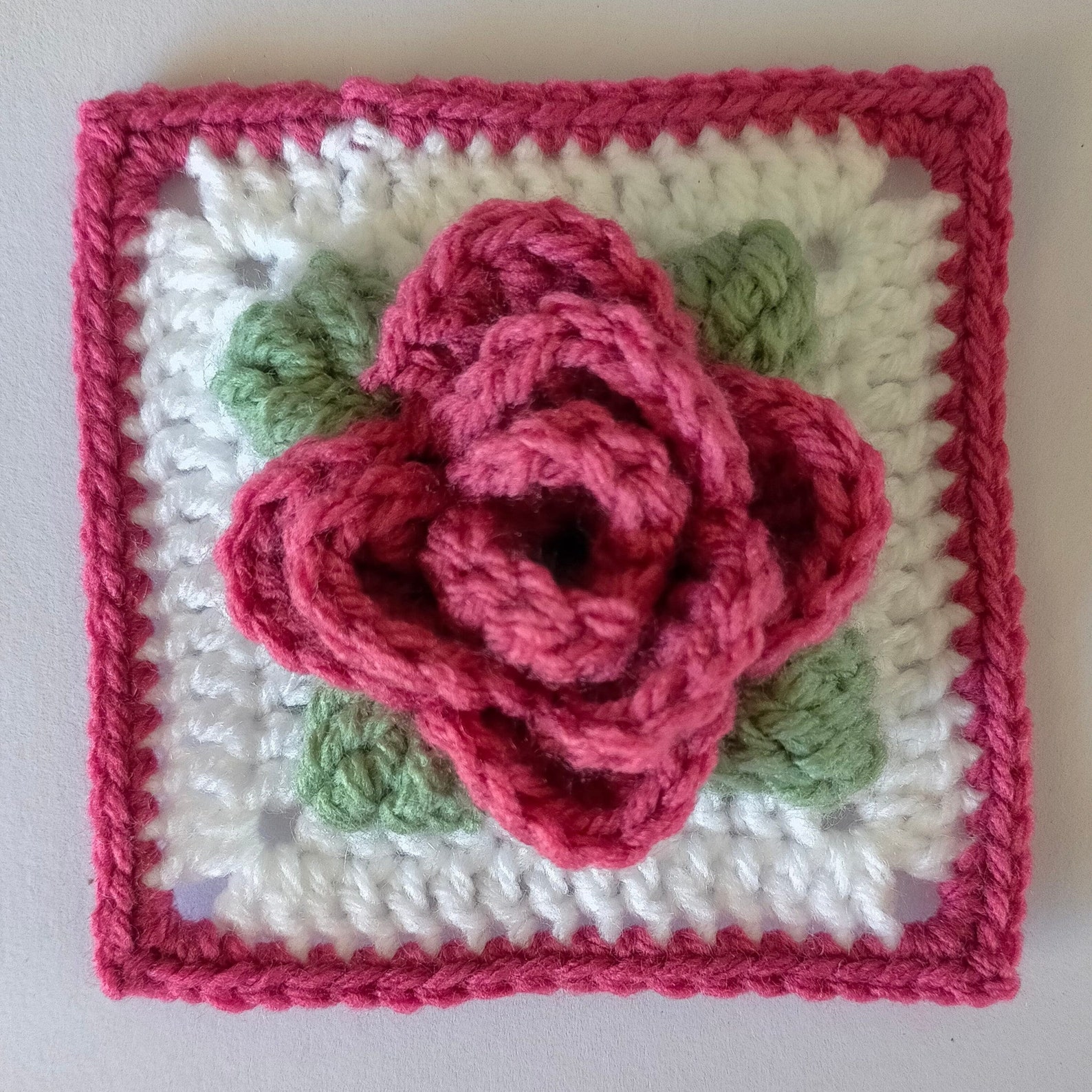 Rose Granny Square Crochet Pattern - Written and Photo Tutorial - Etsy