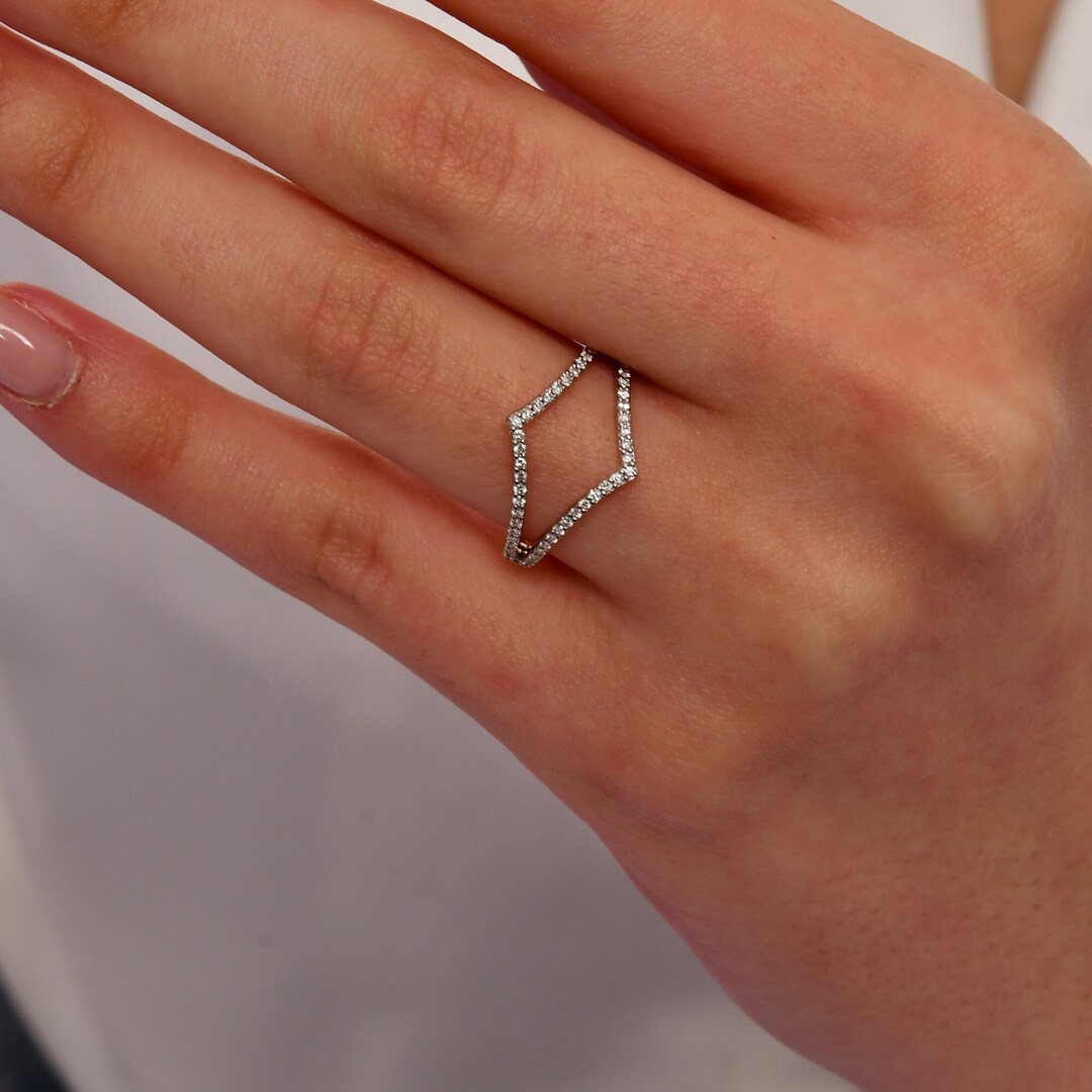 0.30 Ct High Quality Diamond Double V Ring, Wedding Band V Shaped ...