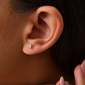 Diamond Trio Earrings, 18K Solid Gold Three Diamond Cluster Earring, 3 ...