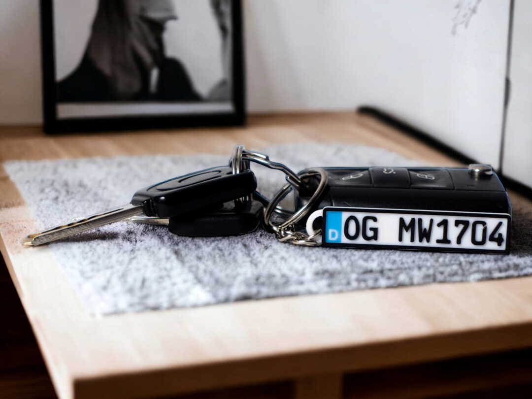 Custom-made 3D Keychain With License Plate. New: Double-sided Writing ...