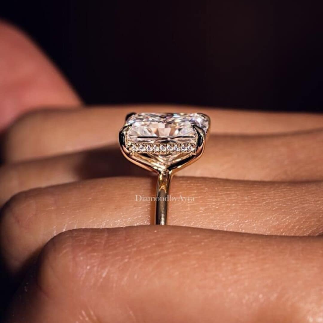 Hidden Halo Radiant Cut Engagement Ring 3.5 CT Radiant Moissanite Ring ...