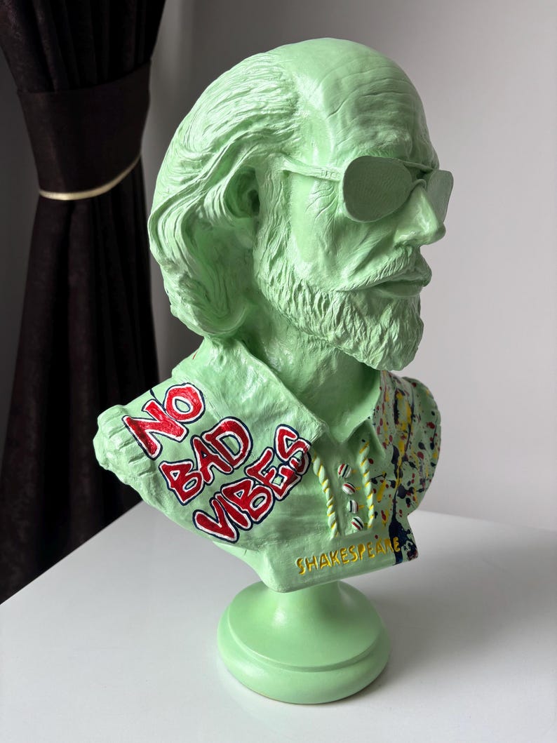 Street Art Shakespeare Bust,graffiti Art Shakespeare Statue,pop Art ...
