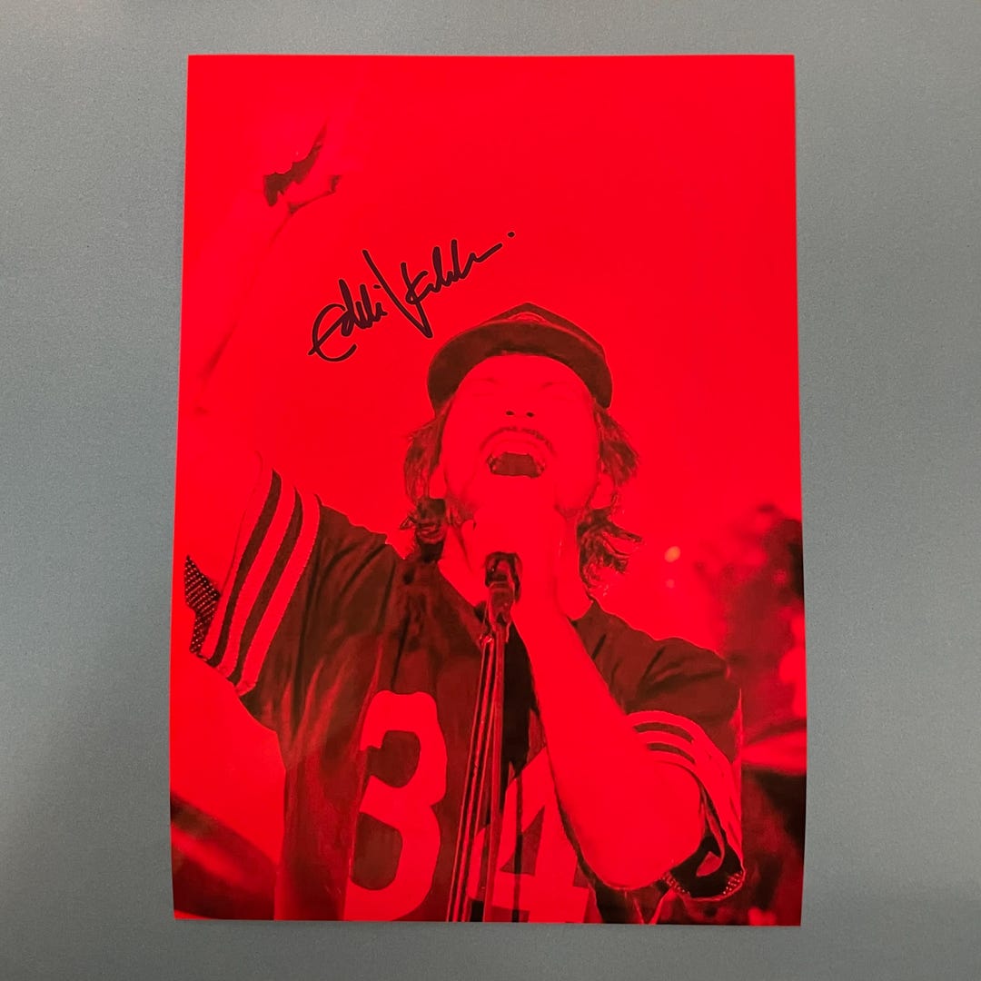 Eddie Vedder Signed Photo Authentic Autograph With COA - Etsy UK